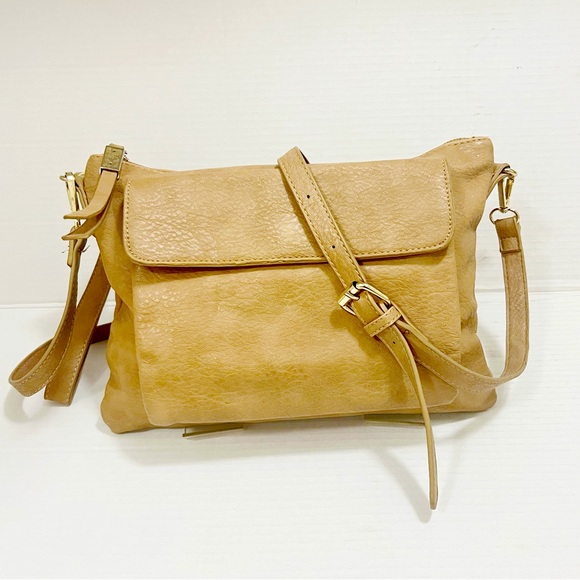 Shiraleah | Bags | Shiraleah Soft Tan Jesse Crossbody Purse | Poshmark